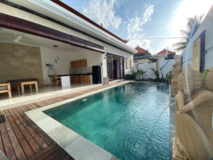 Sunmix Villa 2 Bedroom Private Pool - Indonesia