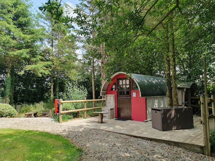 Red Glamping Pod - In The Heart Of North Devon - Clovelly