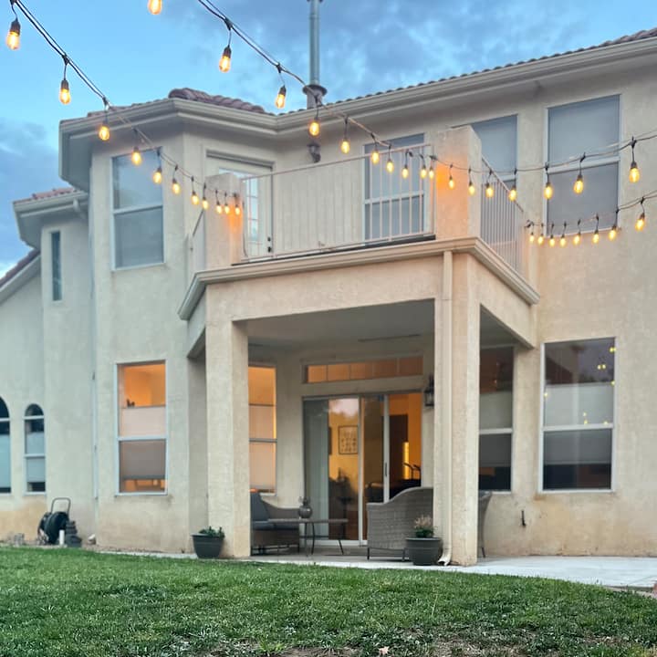 Rancho Grande, Large 5 Bedroom - Corrales, NM