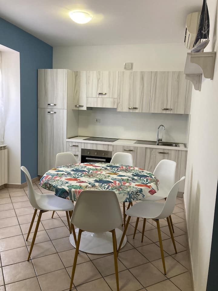 Trilocale Ristrutturato Centrale - Diano Marina