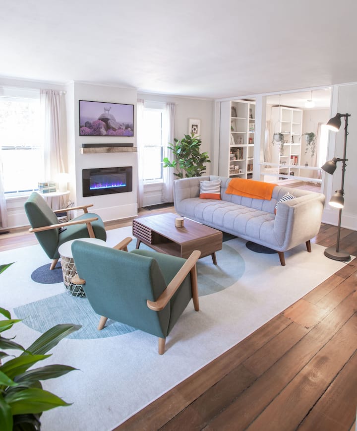 Unique Chic Boutique • Extended Stay - Kalamazoo, MI