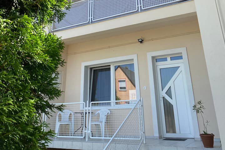 Luca Apartman Studio - Vonyarcvashegy