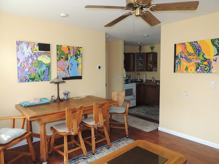 Modern 2 Bedroom 6 Blocks To Main St. King & Queen - Sheridan, WY
