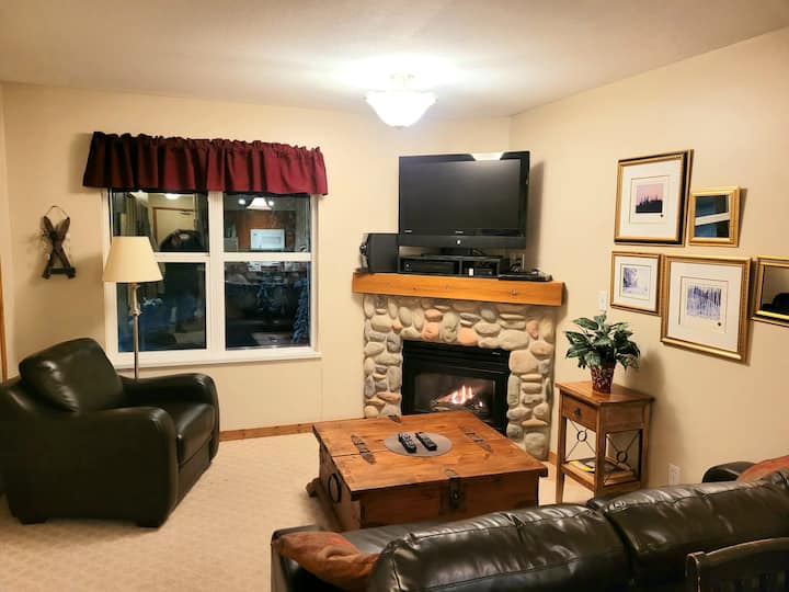 Mountain Paradise - Armstrong