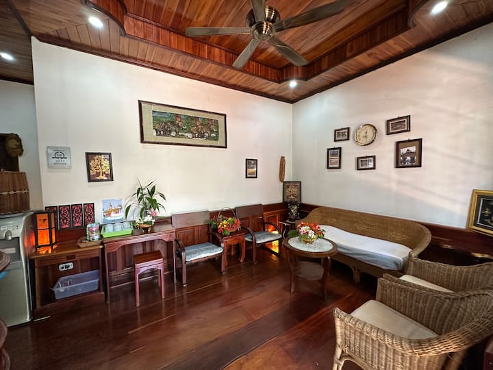 Luxury Double City View  In Ammata Boutique Villa - Luang Prabang