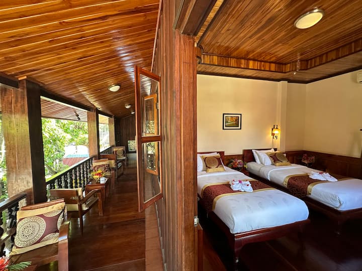 Luxury Twin Bed City View In Ammata Boutique Villa - Luang Prabang