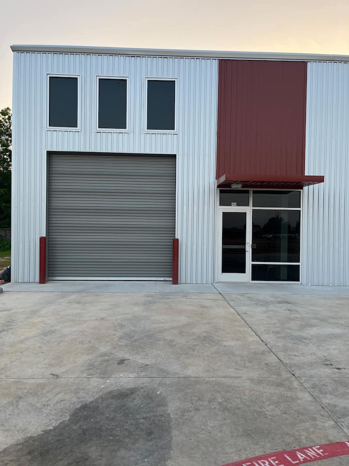 Party,event And, Workspace - Tomball, TX