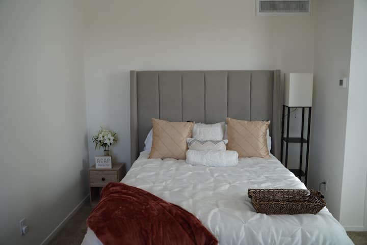 Private Entry. Smart Home Casita. - Temecula, CA