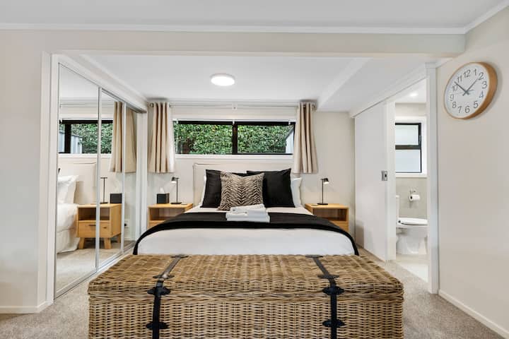 1-bed Wow Factor In Kohimarama - Auckland