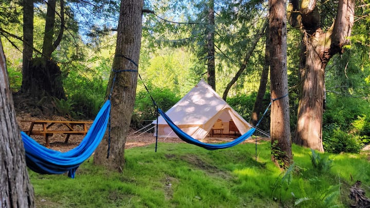 The Slow Turtle Hideaway • 2 Glamping Tents & Pond - Vancouver Island