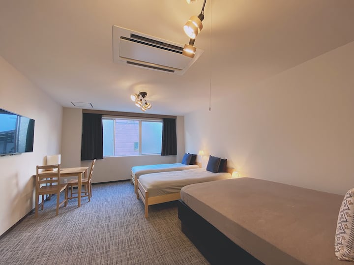2- New Apt 10 Mins Walk To Namba - Osaka