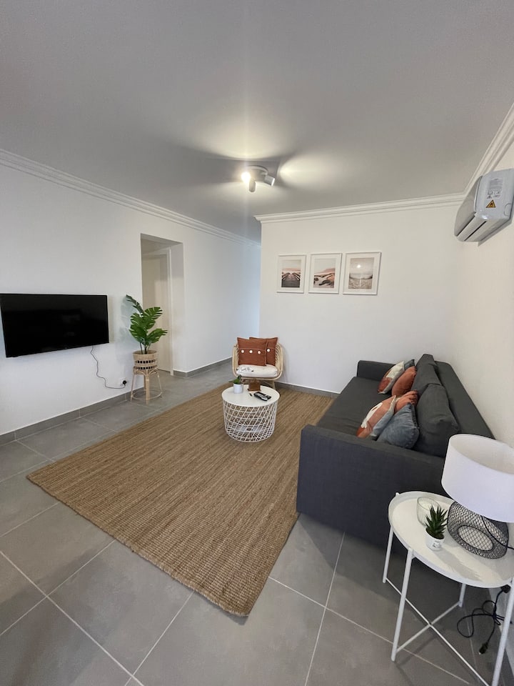 Luxury Apart + Pool And Great Surfing Beaches 7min - Sagres