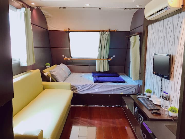 Louie Camper Tour - 퉁샤오 진