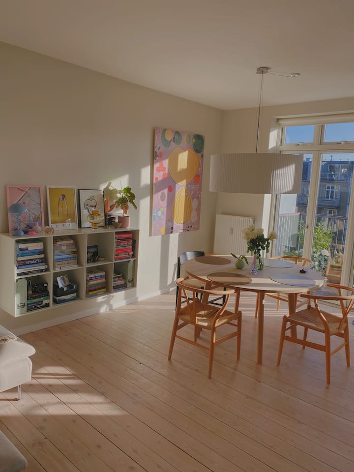 Lys Og Charmerende Lejlighed Med Altan - Vesterbro - Copenaghen
