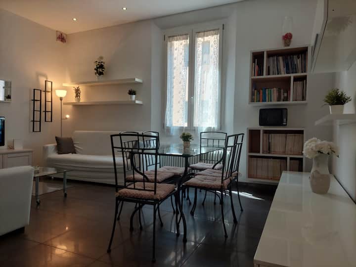 Luxury Station Apartment - Bologna
