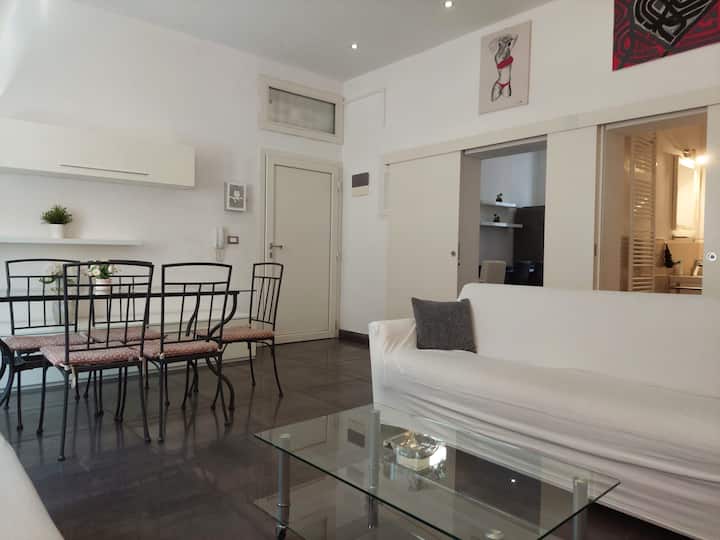 Luxury Station Apartment - Bologna