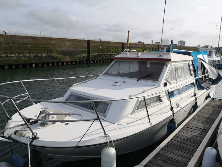 Séjour Unique Sur Un Bateau. - Plage de Sangatte