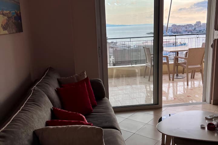 Tulo’ S Apartment - Saranda