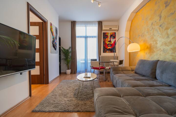 Prime Location | Breathtaking Architectural Views - Bucarest