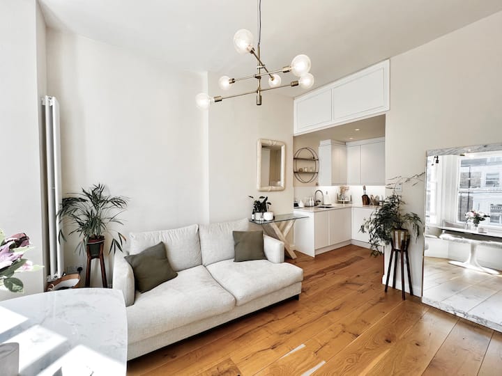 Stylish 1bed Flat - 