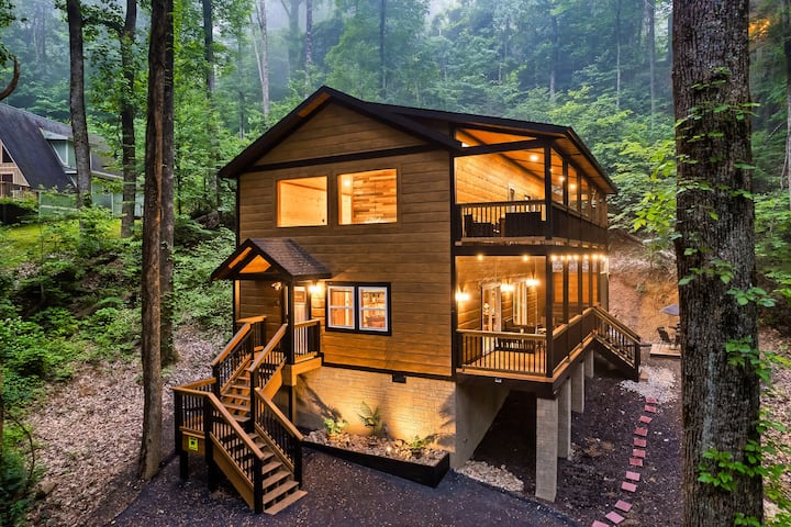 Cabin Near Ski Resort, Anakeesta And Skypark - Gatlinburg, TN
