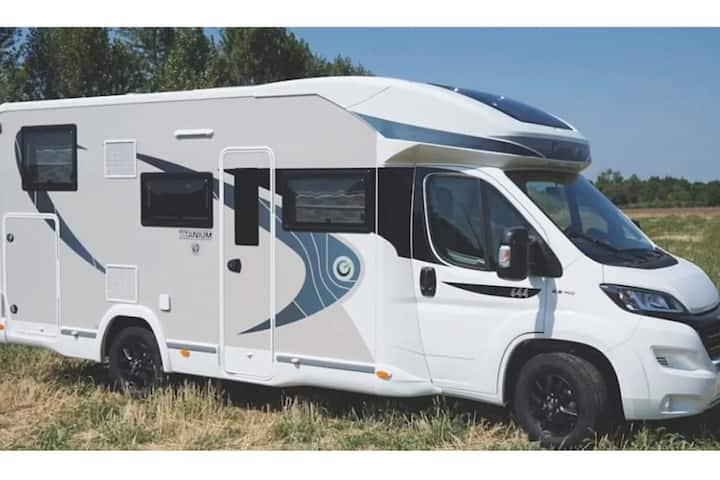 Chausson 644 - 5 Berth - 6.99m - Stratford-upon-Avon