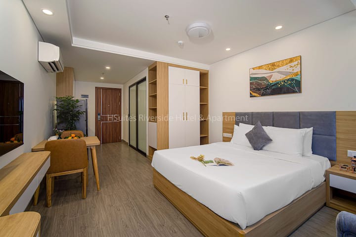 Riverside | Stylish Studio Near The River - ダナン