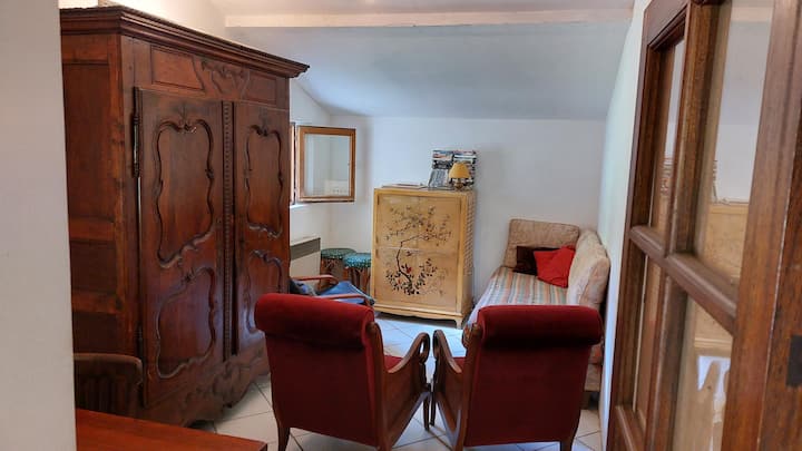 Maison De Campagne Dans Un Parc - Nans-les-Pins