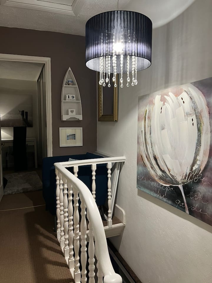 The Brighton Kyoto Airbnb - Bijou Cottage - Brighton