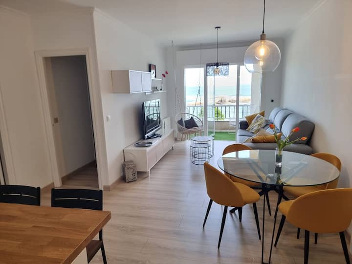 Piso Primera Linea De Playa Altar - Foz