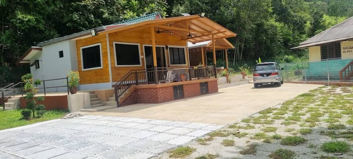 Hulu Langat Riverfront Homestay - Hulu Langat