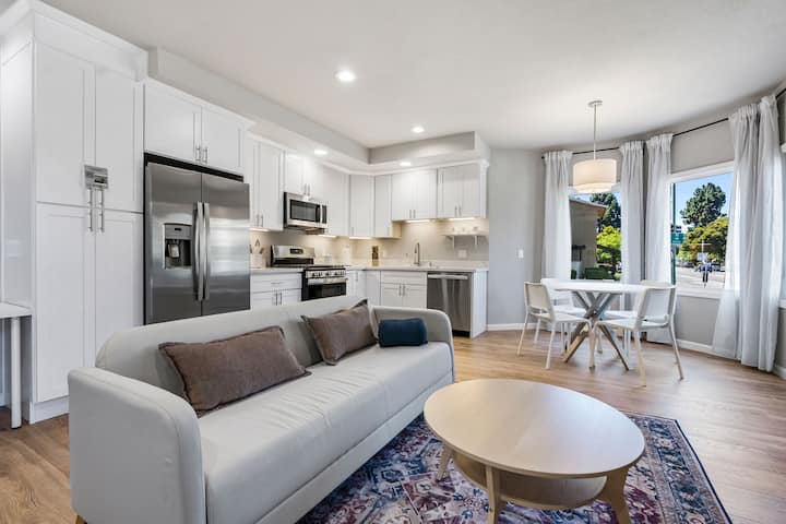2br City Nest 13mins Walk To Bart - RingCentral Coliseum - Oakland