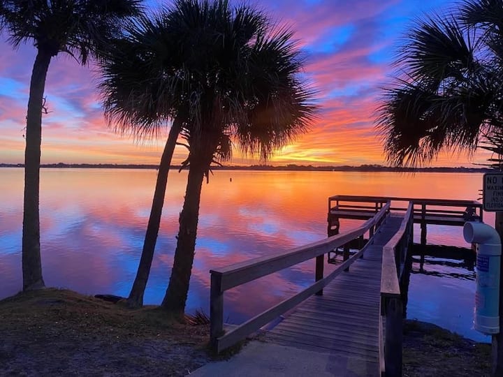 Modern Sonrise Studio Historic! - Cocoa, FL