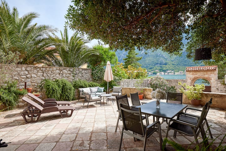 Palac M Studio Apartment 1 - Kotor