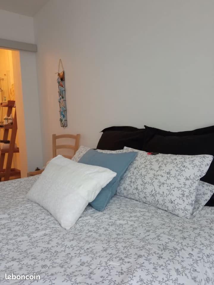 Jolie Chambre D'hôtes Au Calme. - Jullouville
