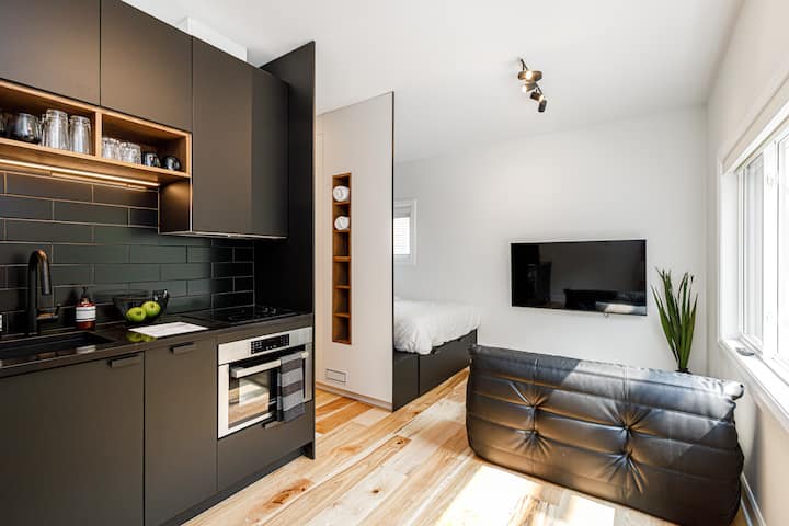 La Dolce Vita Studio Apartment W/ Parking - Ottawa