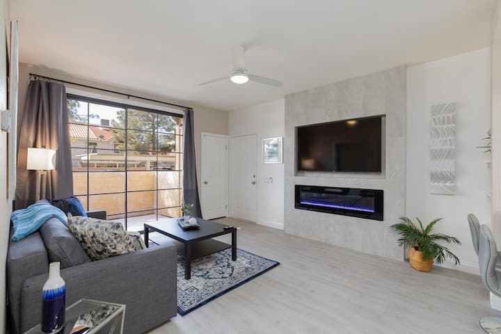 Modern Living, Close To Strip And Shopping - Las Vegas, NV