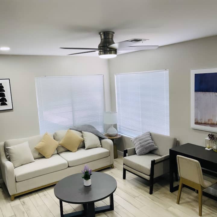 Lovely 1 Bedroom Apartment #2 - Phoenix, AZ