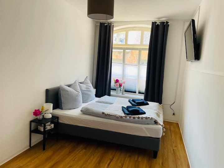 Liebevolle Kleine Wohnung + Zwei Premium E-bikes - Wismar