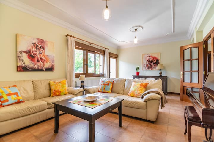 Apartamento Con Jardín Y Barbacoa En Laredo - Laredo