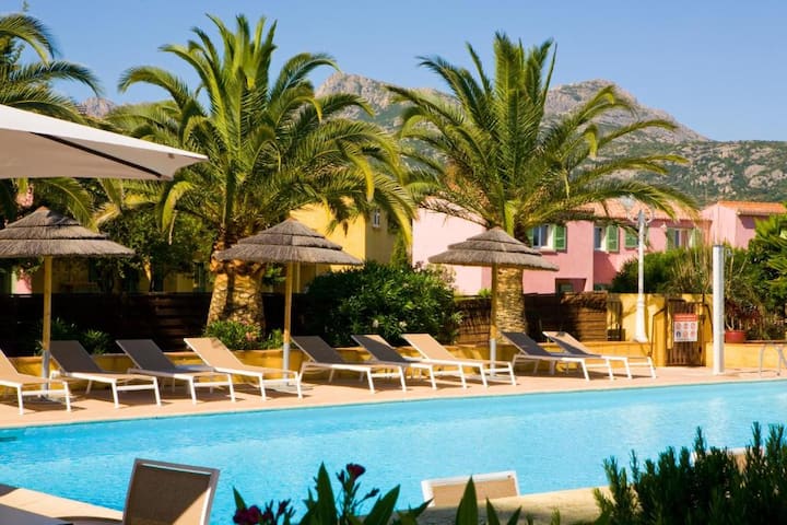 Appartement Calme Avec Piscine - Calvi