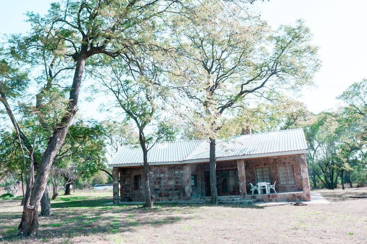 Kliphuis At Klipkop 14 - Tierpoort