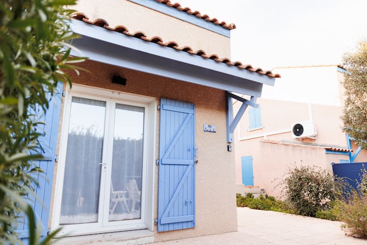 Maison Pavillon St Pierre Avec Terrasse De 80m² - Saint-Pierre-la-Mer