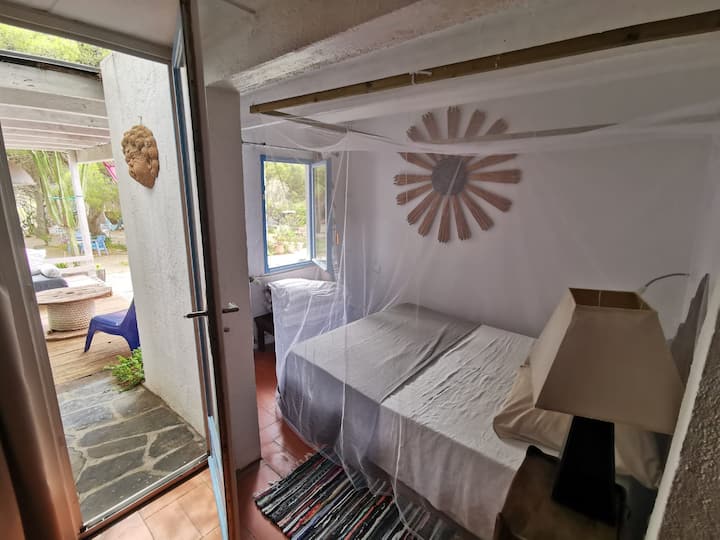 Jolie Maison, Pleine De Charme. - Cadaqués