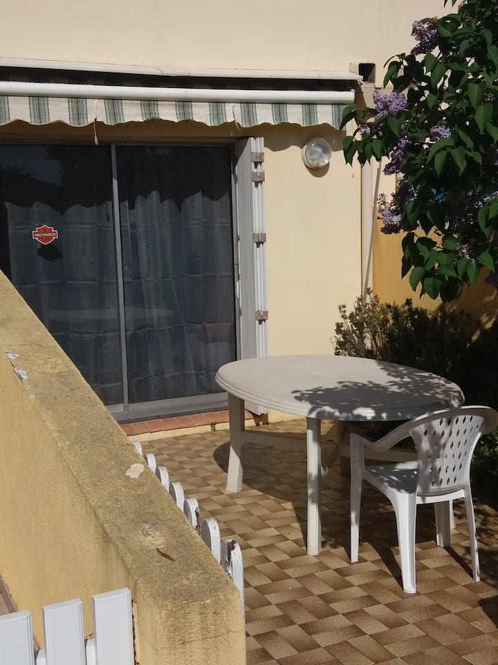 St 2p : Place Parking, Terrasse, Plag Roquille - Agde