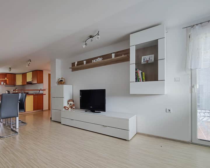 Hilltop Haven Apartment - Slovénie