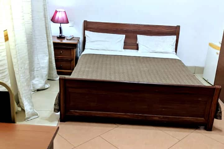 Chambre Privée Tous Conforts à La Gombe - Kinshasa