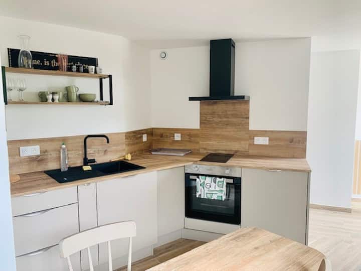 Belle Dependance  Avec  Pool Et Tennis à Valbonne - Biot