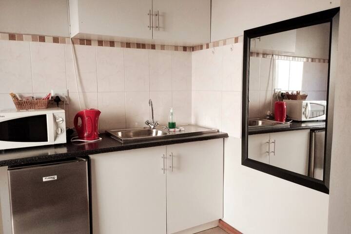 Tokelo Guesthouse - Double Room - Witbank