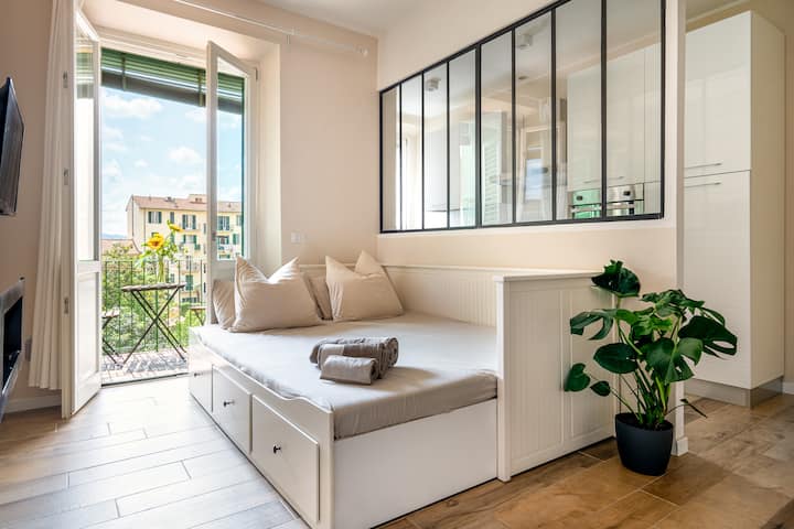 Novolino Apartment With Balcony - Florence